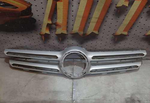 Накладка решетки радиатора Mercedes X253