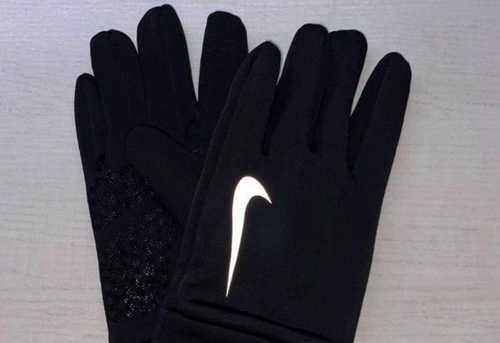 Перчатки Nike чёрные зимние