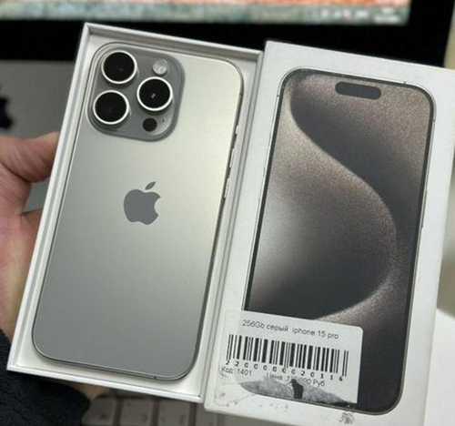 iPhone 15 Pro, 256 ГБ