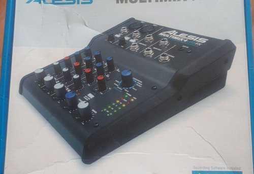 Микшерный пульт Alesis Multimix 4 USB FX