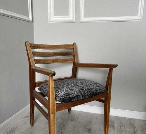 Кабинетное кресло, стул