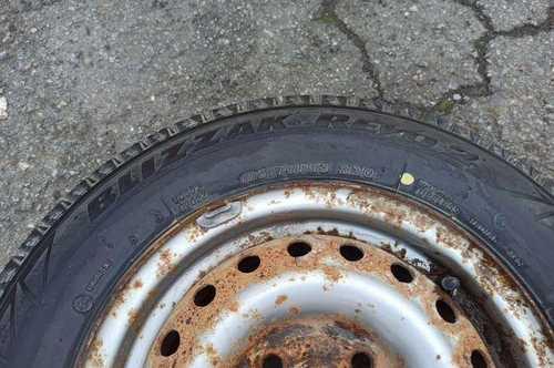 Bridgestone Blizzak Revo2 175/70 R13