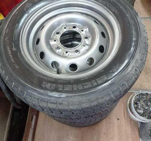 Michelin 4x4 Alpin 205/70 R16