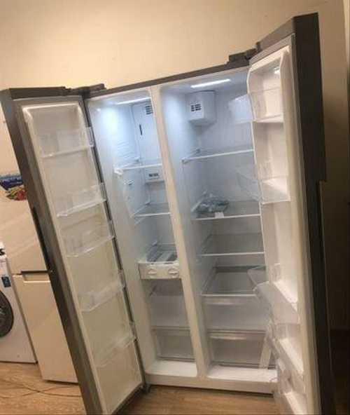 Холодильник Side by Side dexp SBS510M серебристый