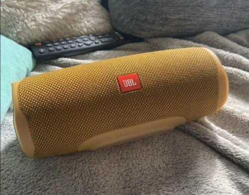 Колонка JBL