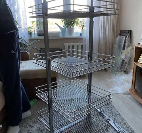 Выдвижная колонна для кухни