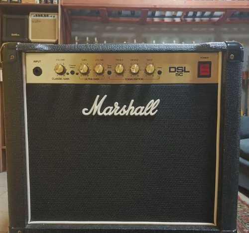 Ламповый комбоусилитель Marshall DSL5CR 5Вт 1x10 Celestion Ten 30 Taiwan 2010's