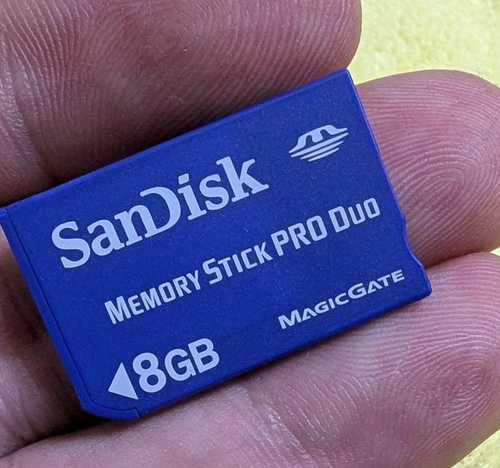 Карта памяти Sandisk Memory Stick PRO Duo 8Gb