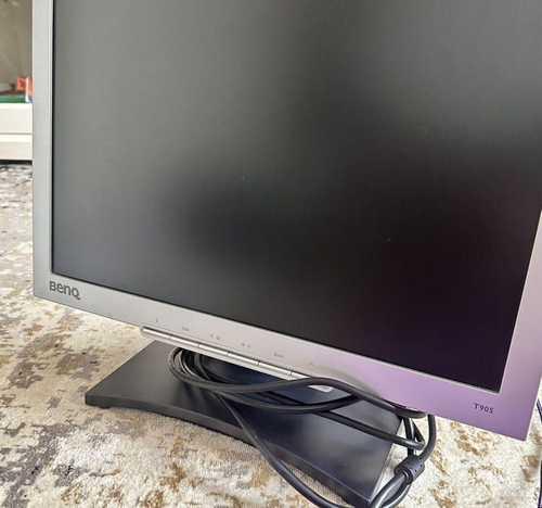 Монитор Benq q9T4