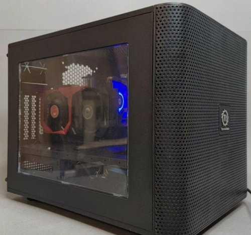 Корпус thermaltake core