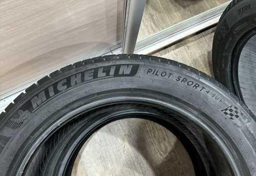Michelin Pilot Sport 4 235/55 R19 105