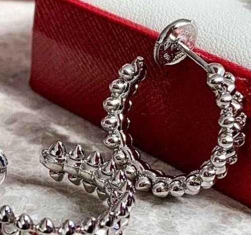 Серьги Clash de Cartier, маленькая модель, белое золото