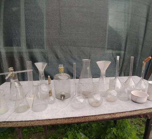 Химическая стеклянная посуда