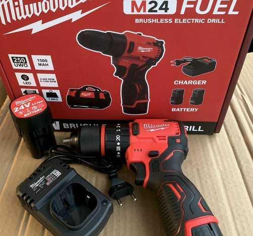 Шуруповерт Milwaukee бесщеточный ударный 24V
