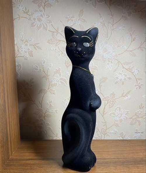 Статуэтка кошка