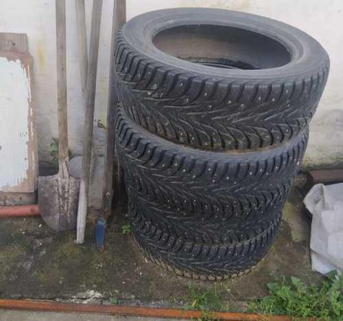 Yokohama 104ZR 225/55 R18