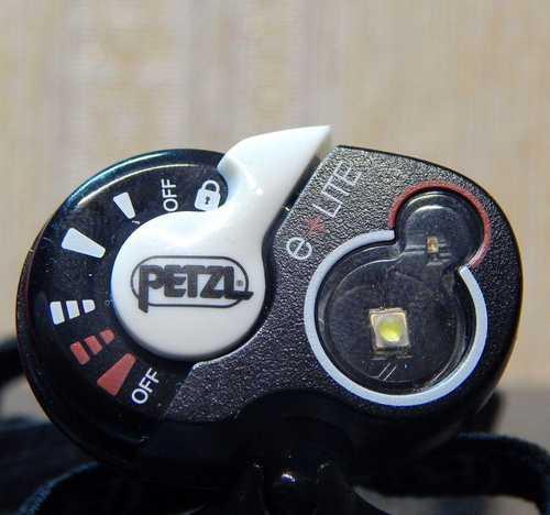 Аварийный налобный фонарь Petzl e+lite