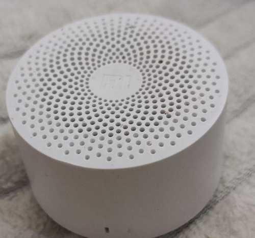 Колонка Xiaomi Mi Compact Bluetooth Speaker 2