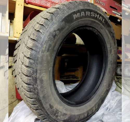 Marshal I'Zen KW31 235/65 R17 108T
