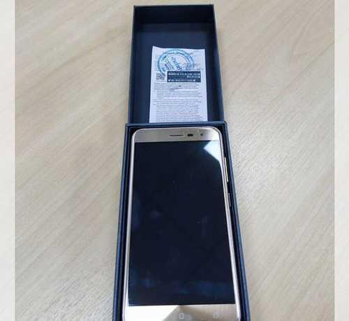 Смартфон Asus ZenFone 3 ZE520KL 32Gb Gold бу