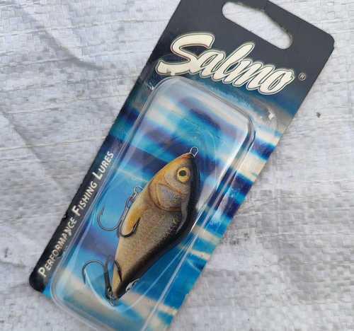 Джеркбэйт Salmo Slider 6S и 6F