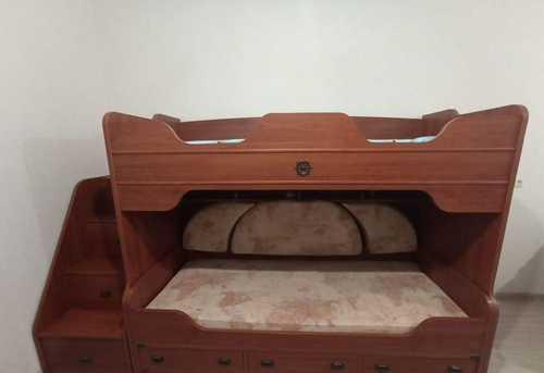 Двухъярусная кровать с угловым шкафом бу