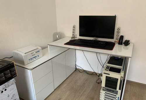 Компьюетерный офисный письменный стол