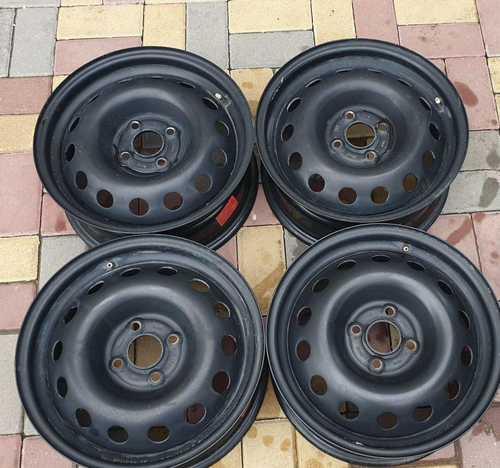 Диски штампованные Trebl R15 4x100 ET45 DIA56.6