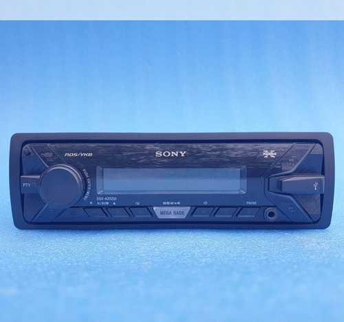 Магнитола Sony DSX-A202UI