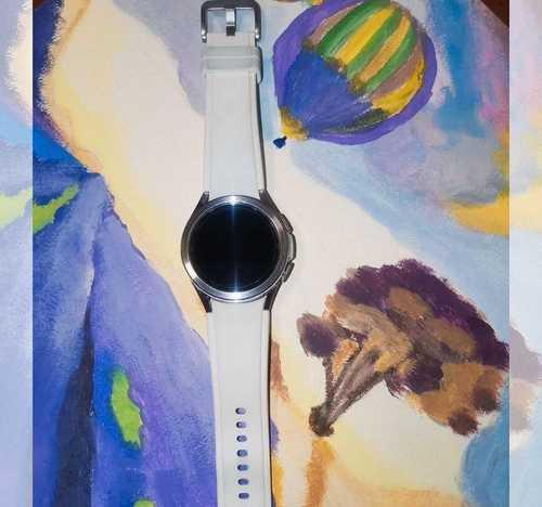 Смарт-часы Samsung Galaxy Watch4 Classic