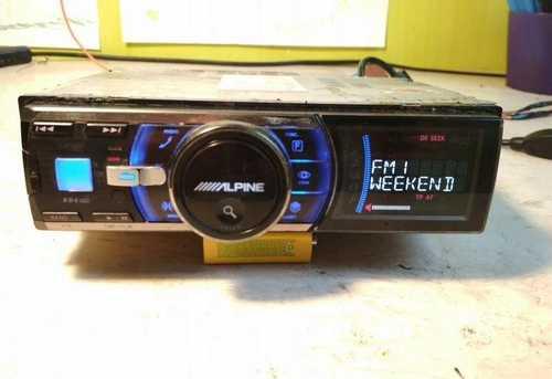 Магнитола alpine ida-x200