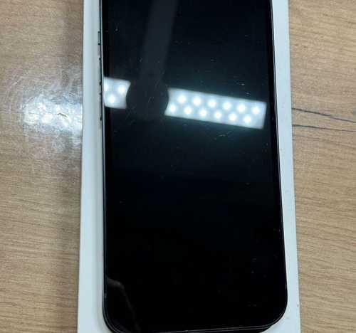 iPhone 13, 256 ГБ