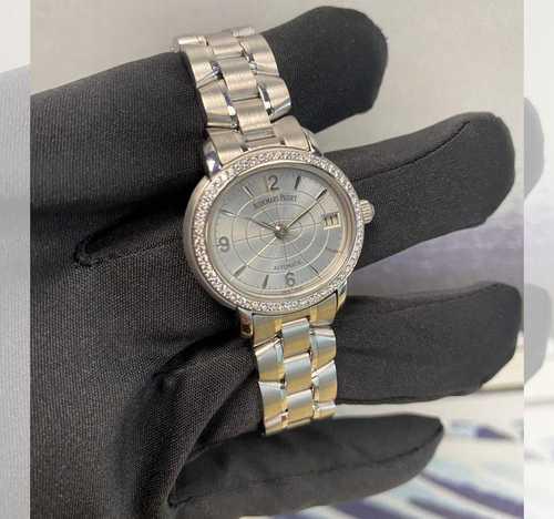 Швейцарские часы Audemars Piguet Lady's Millenary