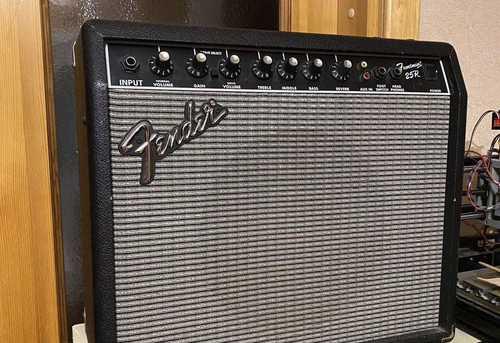 Комбоусилитель Fender Frontman 25r