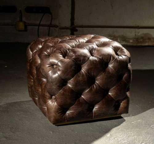 Пуф chesterfield, buttoned leather