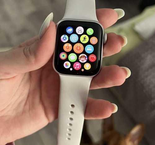 Часы apple watch se 40 mm