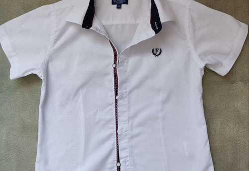 Рубашка белая с коротким рукавом р.134-140