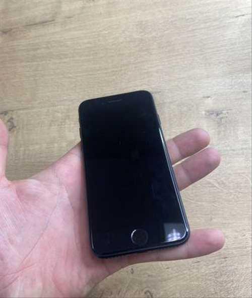 iPhone 7 (Полный разбор)