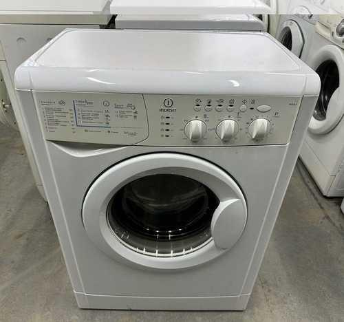 Indesit. 4,5 кг, 42 см, 800 об. Доставка бесплатно