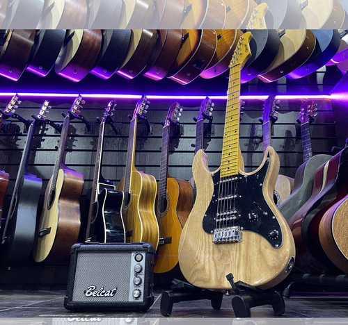 Электрогитара Superstratocaster + Комбоусилитель 5