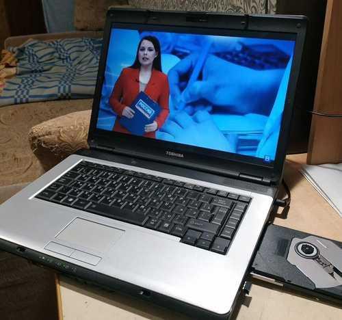 Ноутбук toshiba satellite l300