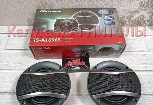 Динамики 10 см Pioneer 200 W новые