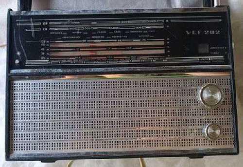 Переносной радиоприемник VEF 202