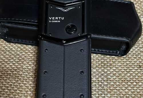 Vertu Signature S Design Red Gold Black DLC, 4 ГБ
