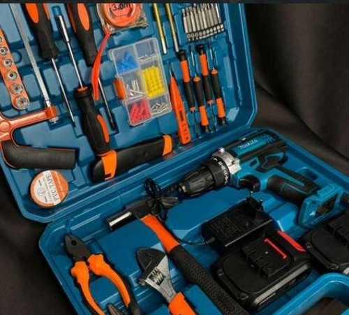 Шуруповерт Makita 26v + набор инструментов