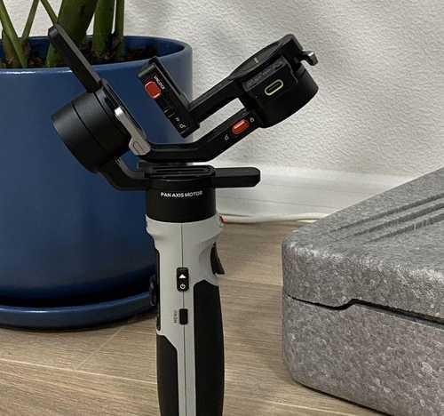 Стабилизатор Zhiyun crane m2 S