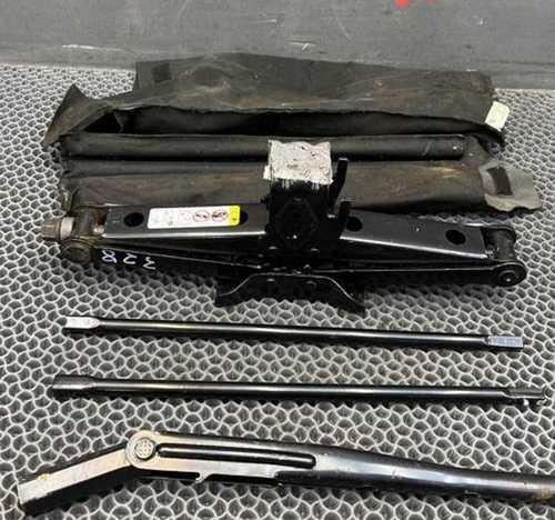 Домкрат chrysler Voyager 5/Grand Caravan 5 2.8 ENS