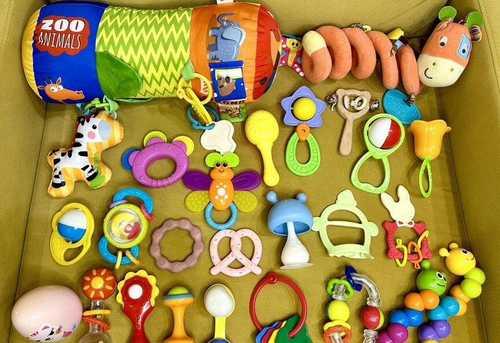 Пакет игрушек для малыша