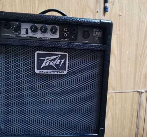 Басовый комбик Peavey Max 158 Bass