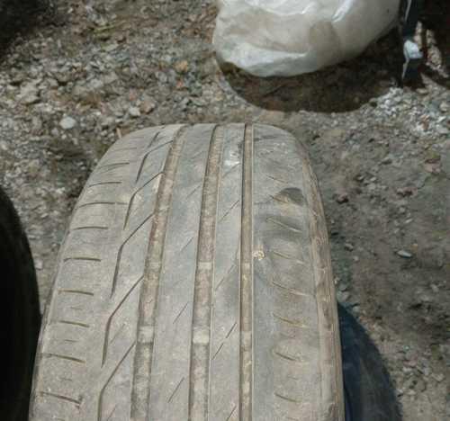 Bridgestone Alenza 001 205/55 R16